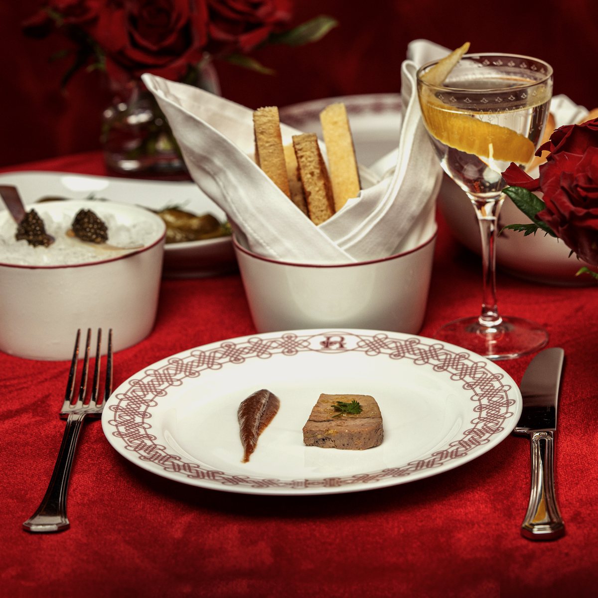 Review Of Legendary Club RASPOUTINE Dubai - Bespoke Black Book