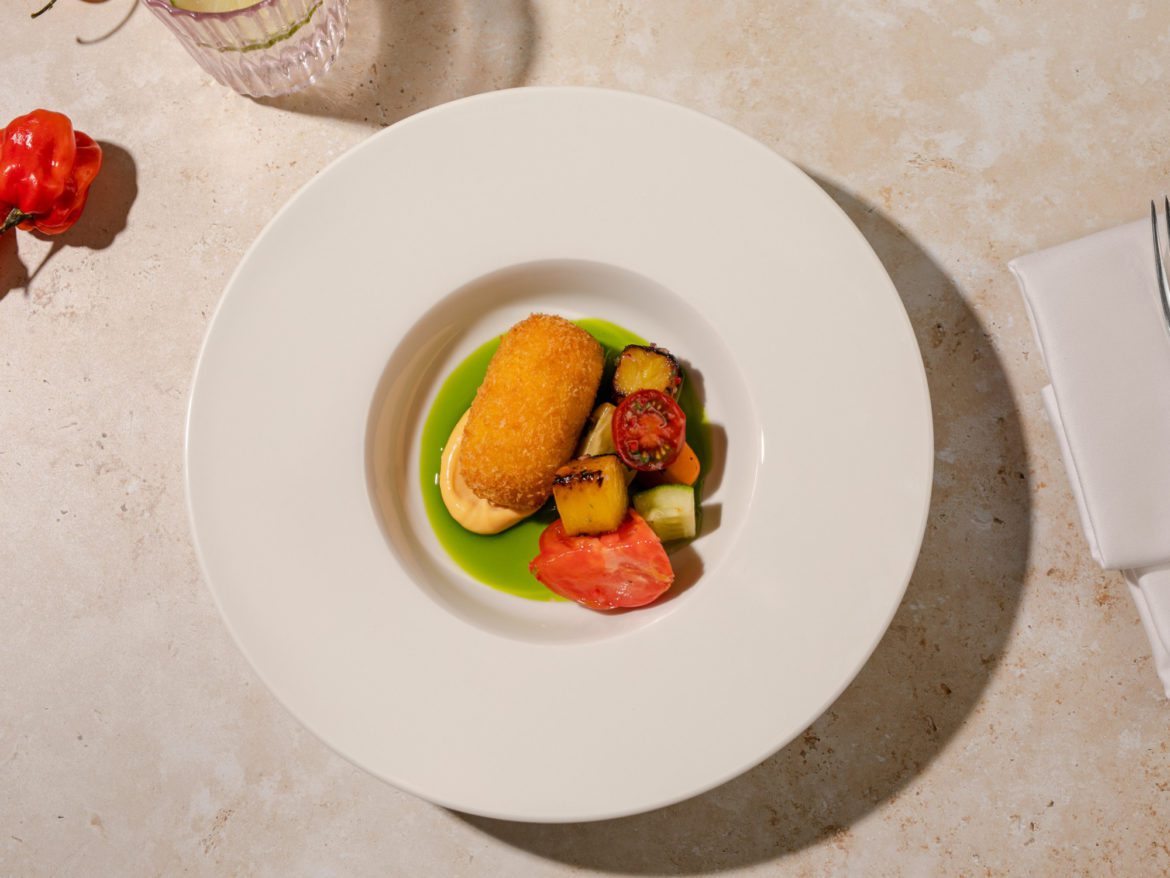 The Good Front Room: A Superb Plate Of Sunshine